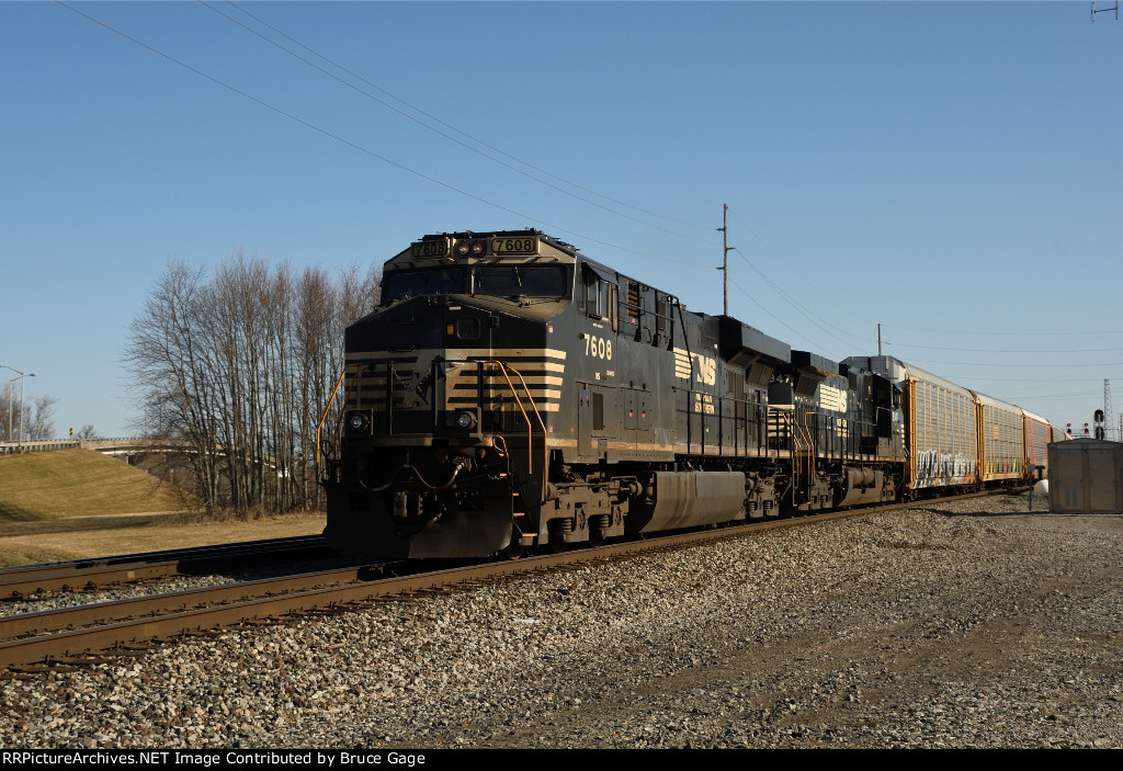 NS 7608